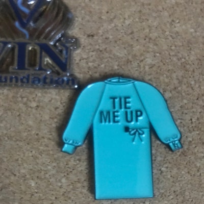 Surgical Gown Pin PPE/ Frontline/ Surgeon/ Scrub Nurse/ Scrub Tech ...