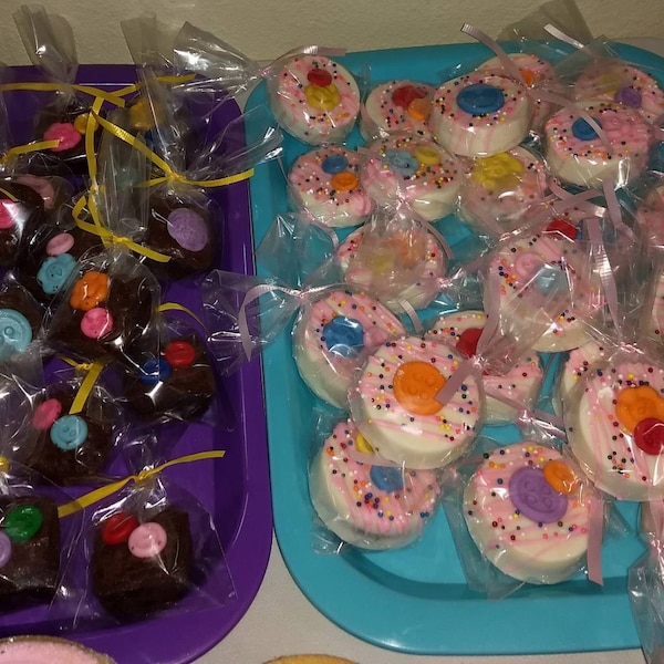 Button Birthday Cute as a Button Baby Shower Cookies Button Cookies ...