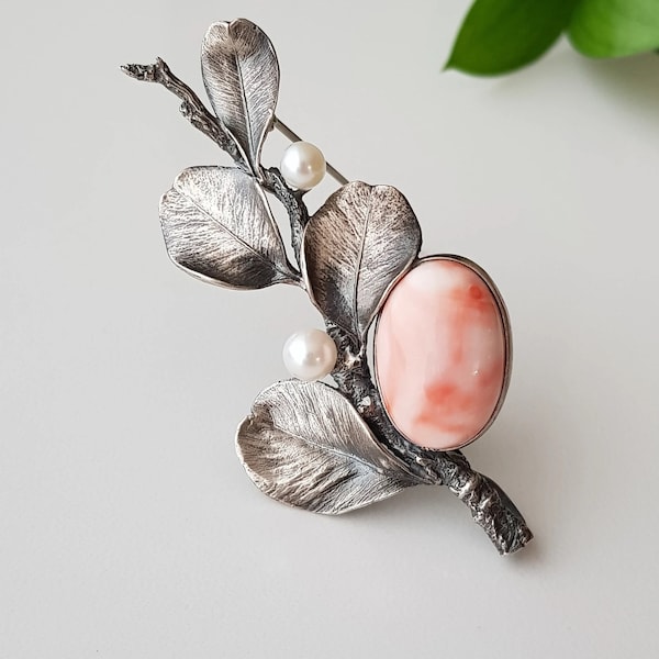 Peony Blossom Momo Coral Ring - 14K Yellow Gold, Natural Carved Momo ...