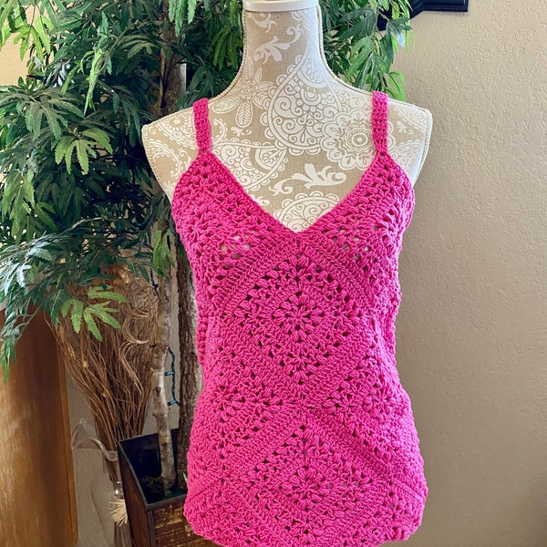 CROCHET PATTERN + VIDEO - Tulip Square Tank Top - Granny Square Crochet ...