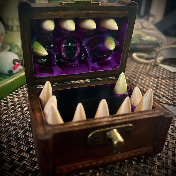 Mimic Ring Box: Dnd Engagement, Wedding Ring Bearer - Etsy