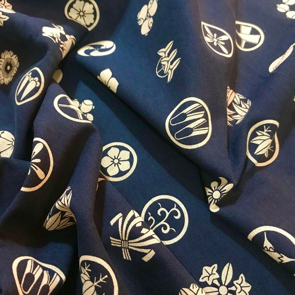 Japanese Family Crests Kamon Cotton Fabric 04-84B Navy Blue Beige ...