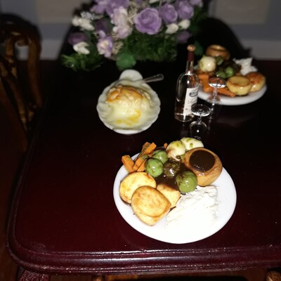 Dolls House Realistic Miniature Food 1:12 Scale Dish of Baked Beans ...