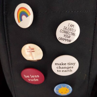 Funny Button Badge I Am Silently Correcting Your Grammar - Etsy