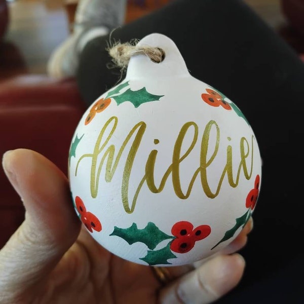 Set of 20 Calligraphy Name Tags - Simple Black and White Personalised ...