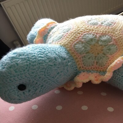 Snap the Turtle African Flower Crochet Pattern - Etsy