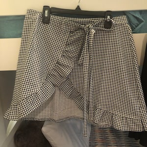 Ruffle Wrap Skirt Pattern for Women, High Waisted Ruffle Skirt Pattern ...