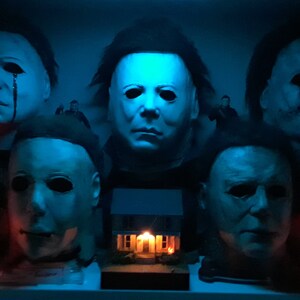 Midsommar Yellow Pyramid Building Midsommar Temple Miniature Diorama ...