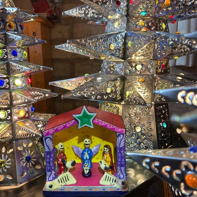 Mexican TIN NATIVITY Set, 10 Pieces, Colorful, Traditional Mexican ...