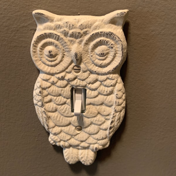 Shabby Chic Owl Light Switch Cover: Distressed Farmhouse Decor - Etsy
