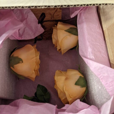 Burgundy Ranunculus Flower Bouquet of Ranunculus Artifical - Etsy