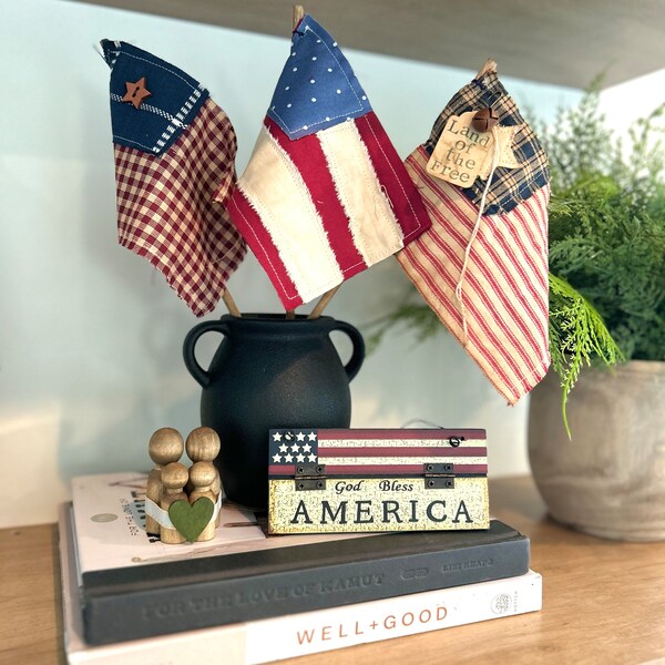 Primitive Americana Flags, Patriotic Flags, July 4th Tiered Tray Decor ...