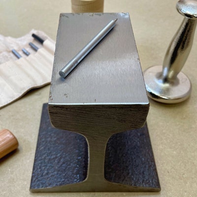 Reclaimed Railway Small Anvil - Etsy