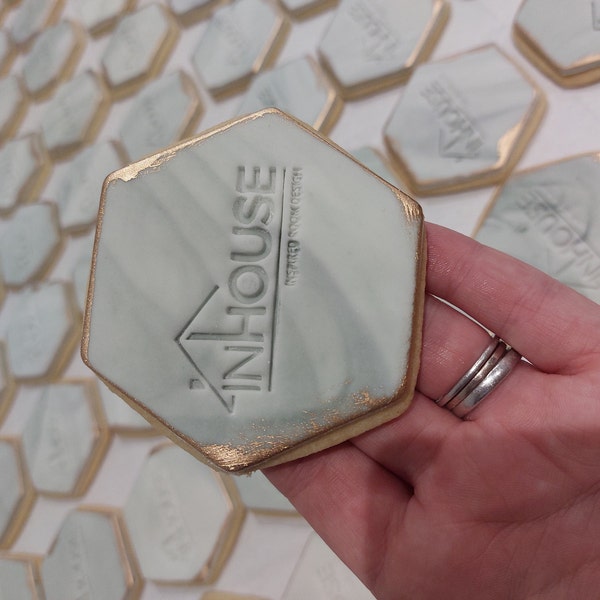 Scallop Shell Cookie Cutter 3D Printed Custom Cookie and Fondant Cutter ...