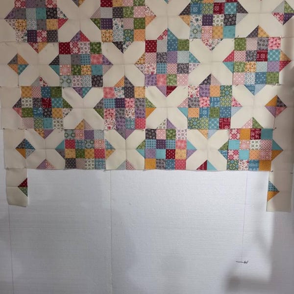 Daisy a Day Quilt Pattern - Beverly Mccullough for Flamingo Toes ...