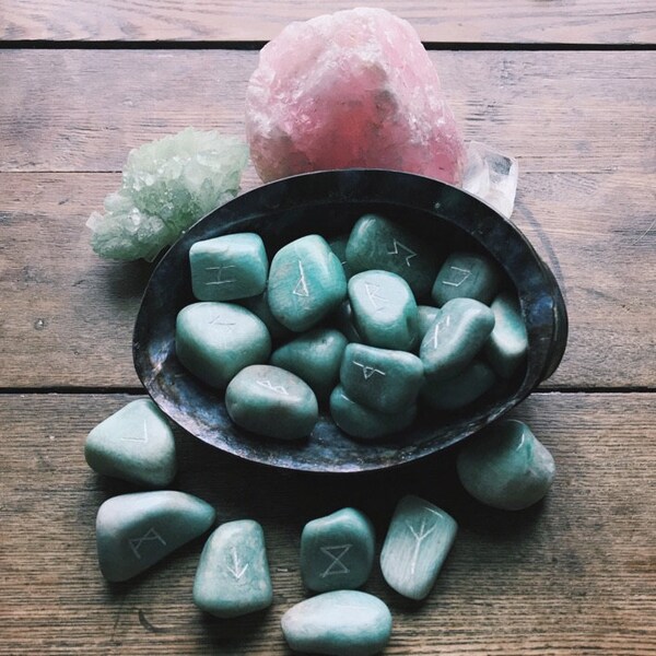 Sycamore Wood Rune Set - Etsy