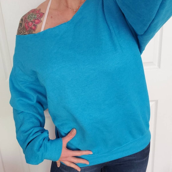 Vikings Sweatshirt Off-shoulder Raw Edge / CHOOSE YOUR COLORS / Mascot ...