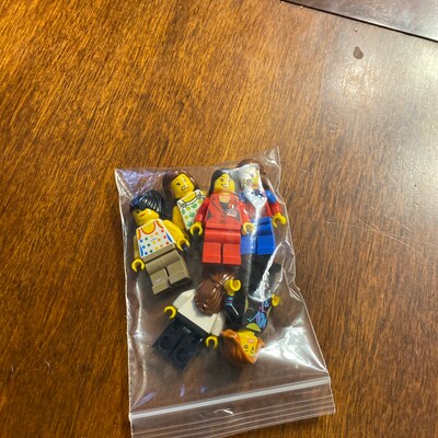 LEGO® People Girls Females Women 4 Pack, Minifigure, Minifig, Lot, Girl ...
