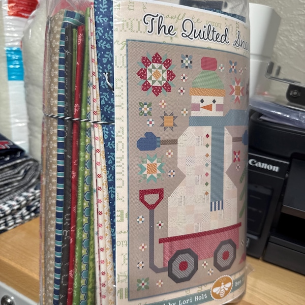 Fleur Noire the Plaid Plus Quilt Kit, Pattern by Allie Perry of Taren ...