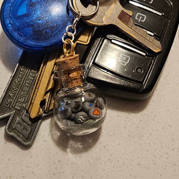 Runescape Inspired Max Stack of Gold Coins/gp + Rare Figurine, OSRS ...