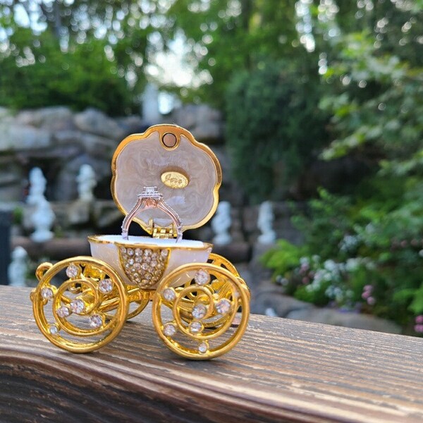 Pumpkin Cinderella Carriage Ring Box Trinket Jewelry Box Moving Wheels ...