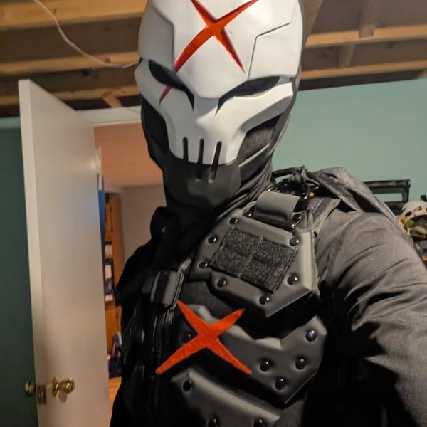 Batwing Luke Fox Helmet - Etsy