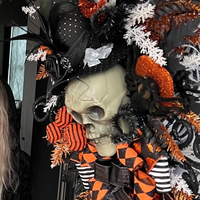 Halloween Wreath, Halloween Tear Drop Swag, Skeleton Wreath, Skull ...