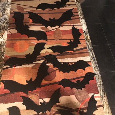 HALLOWEEN BATS Set of 12 or 6 Hanging Bats Halloween Decoration Bats ...