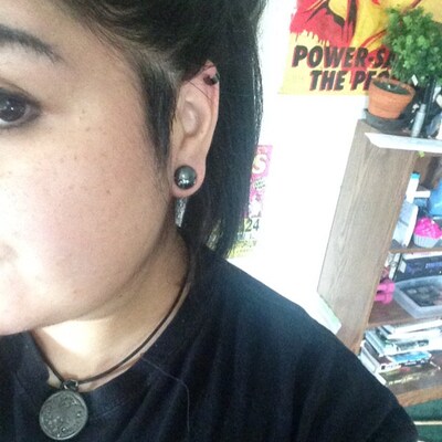 Pair of Nested Wire Keloid Scar Concealment Clipon's Fashionable Finger ...