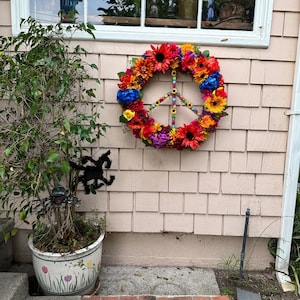 RAINBOW PEACE Sign Wreath - Etsy
