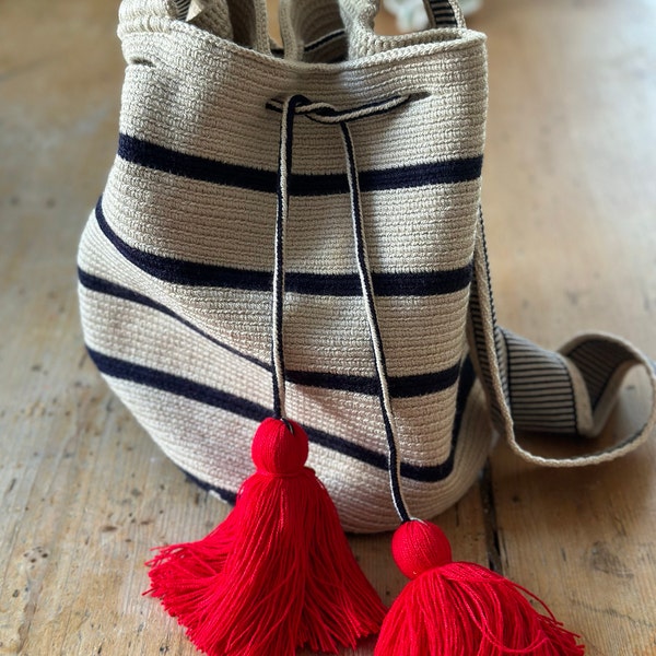 Fairtrade Pink WAYUU Bag, Mochila From Colombia, Medium Crochet ...
