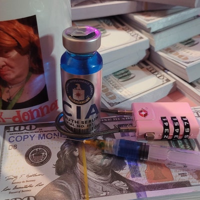 Law & Order SVU Dominick Carisi Jr Detective Badge Cosplay - Etsy