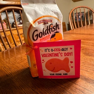 Cute Holiday Goldfish Labels, Gold Fish Snack Label, Christmas School ...