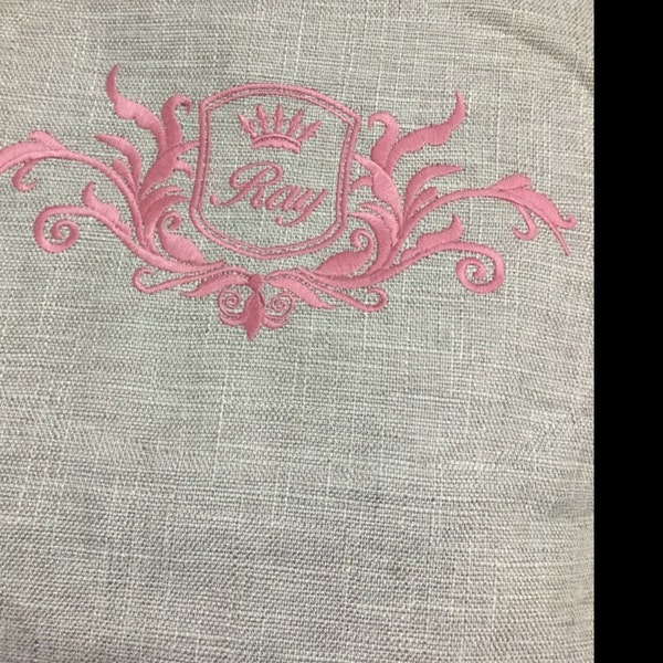 Crown and Floral Pattern Machine Embroidery Design - Etsy