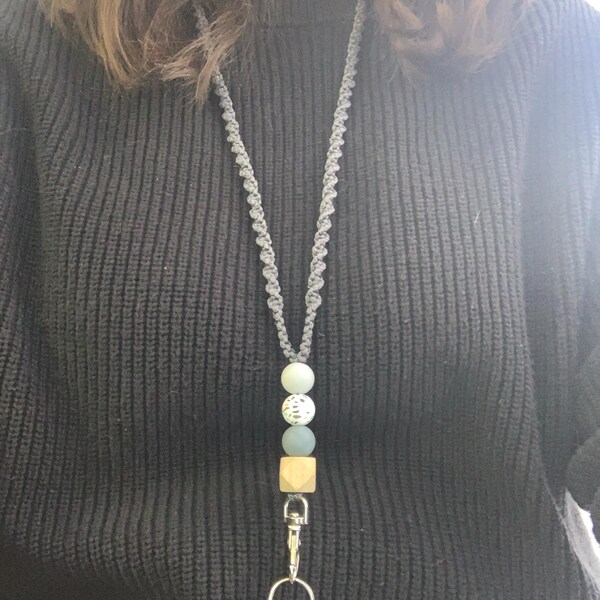 Beaded Retractable Badge Reel, Teacher ID Holder, Beaded Badge ...