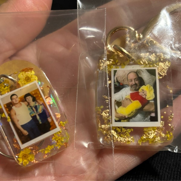 Personalized Photo Keychain -customize W/your Photo, Resin Photo ...