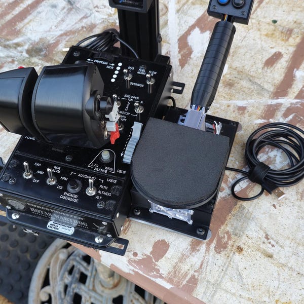 Desktop Collective / Button Box - Etsy