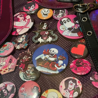 UNDERTALE Button Set Frisk Toriel Sans Papyrus Undyne Alphys - Etsy