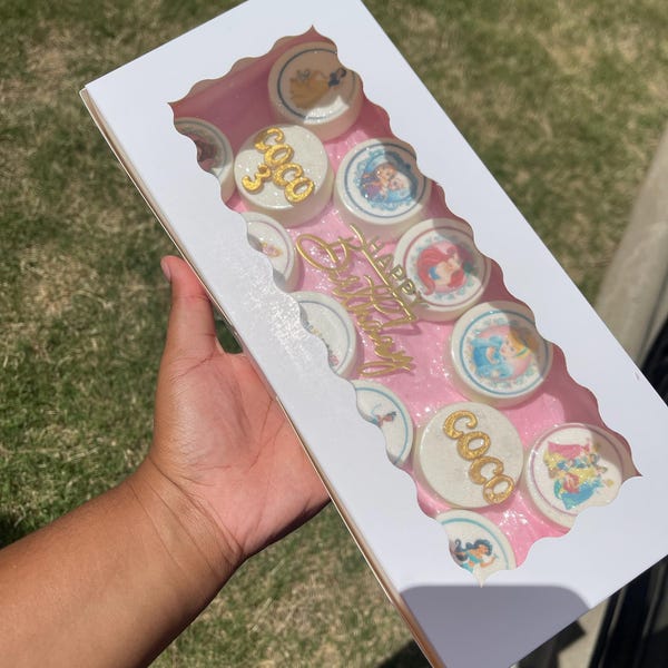 Class of 2024 Edible Cupcake Toppers Graduation Party Disc Shaped ...
