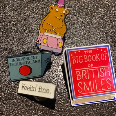 Feelin' Fine Enamel Pin the Simpsons - Etsy Canada