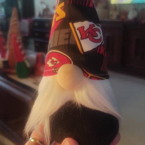 NFL FOOTBALL GNOMES, Tiered Tray, Home Team Mantle Decor, Football Fan ...