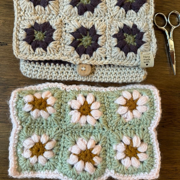 Dots N' Daisies Kindle Kozy Crochet Pattern for Kindle Paperwhite ...