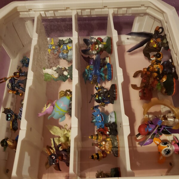 Omni Modular Display Case - Etsy