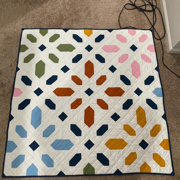 Eyelet Lace Flower Quilt Pattern | Baby Throw Queen Blanket (PDF ...