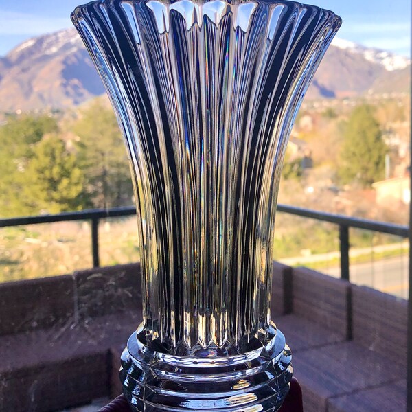 Sparkling Cut Glass Flower Vase, Hand Blown Pedestal Container in ...