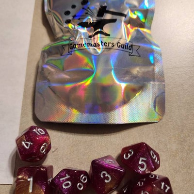 Polyhedral 7 Piece DND Dice Set Strawberries and Cream - Etsy