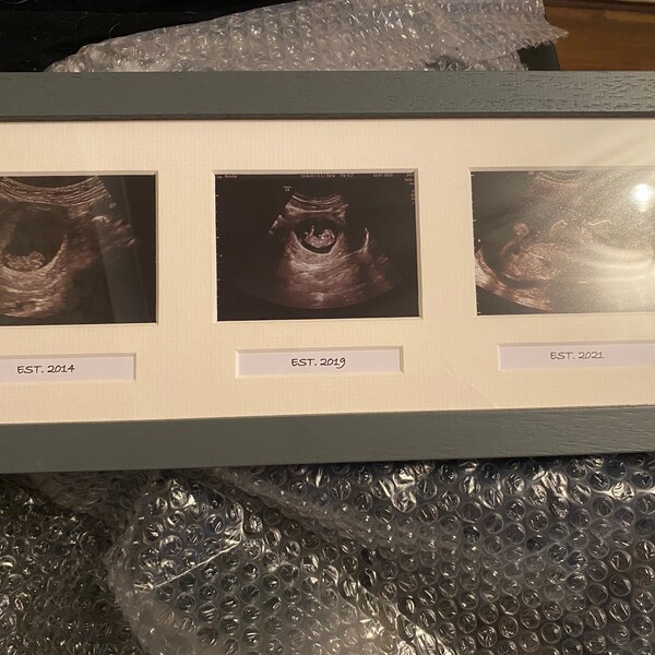 Baby Scan Photo Frame - Multi Aperture Frame for Three Scan Sized ...