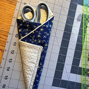Red Embroidery Scissors Case Cross Stitch Scissors Case Scissors Holder ...