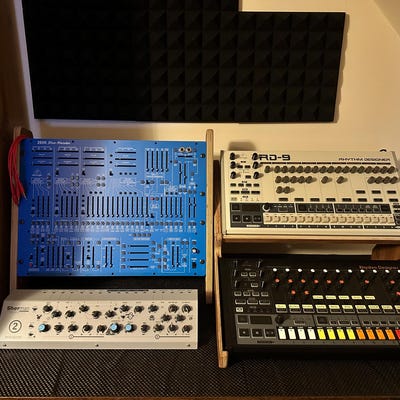 Akai MPC ONE Custom Stand With Wrist Pad Rack Solid Walnut Wood / MPC ...