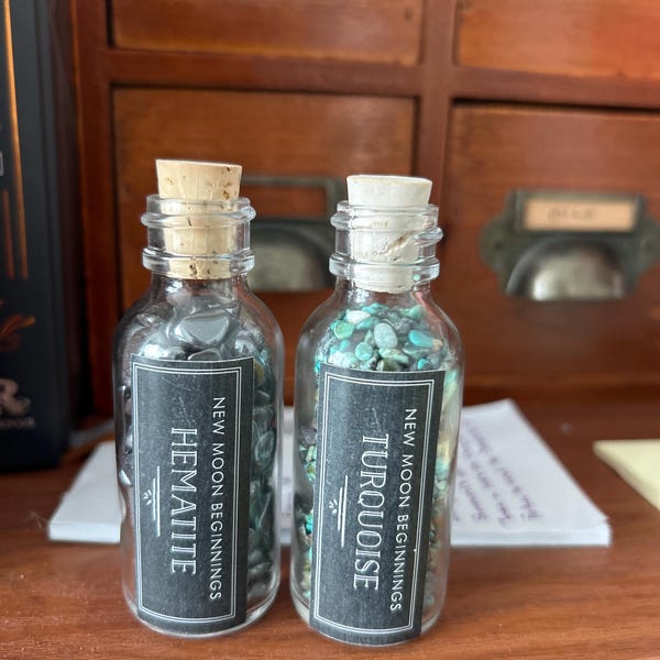 Gemstone Crystal Bottle (70 Stone Types Available!) - Stone Bottle Set ...